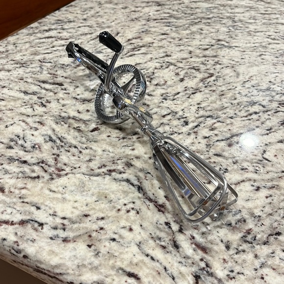 maynard | Kitchen | Heavy Duty Maynard Hand Mixer | Poshmark